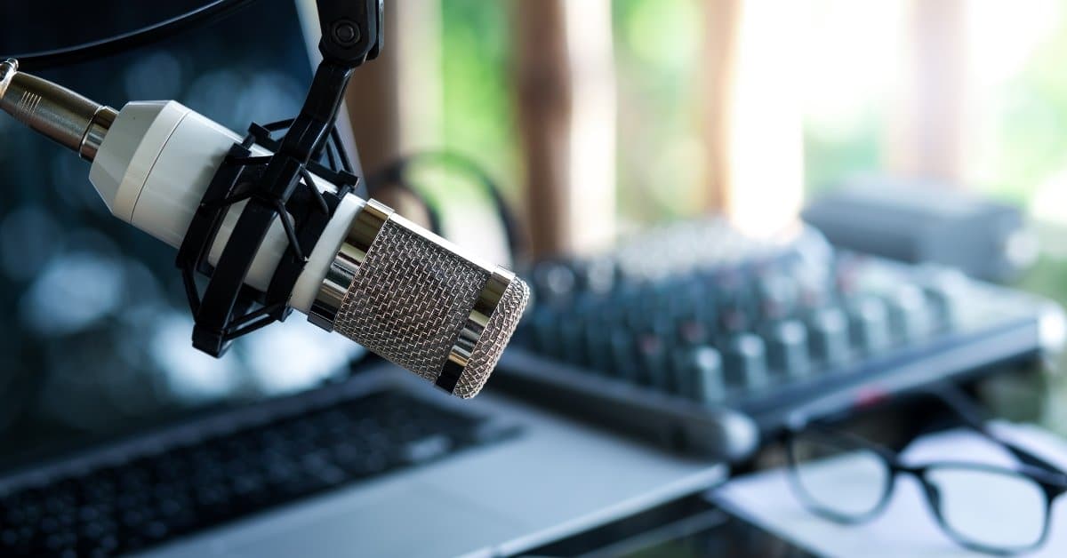 Joe Rogan: A Christian? The Shocking Video That’s Being Played in Churches